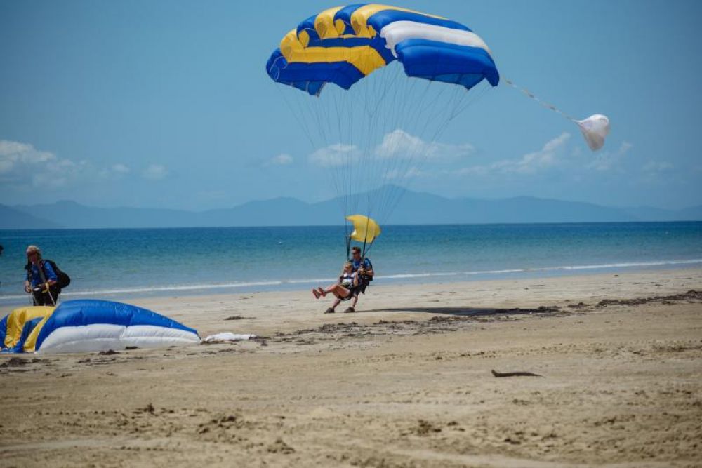 Skydive Mission Beach up to 15,000ft Tandem - Skydive Australia